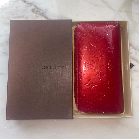 Louis Vuitton | Accessories | Louis Vuitton Red Patent Leather Wallet ...
